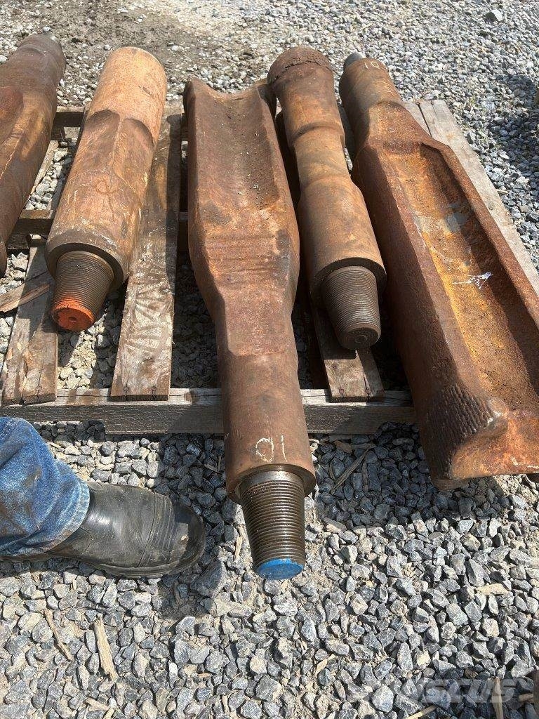 Aftermarket 4' Heavy Duty Cable Tool 10 Chisel Bit, Mifflinburg ...