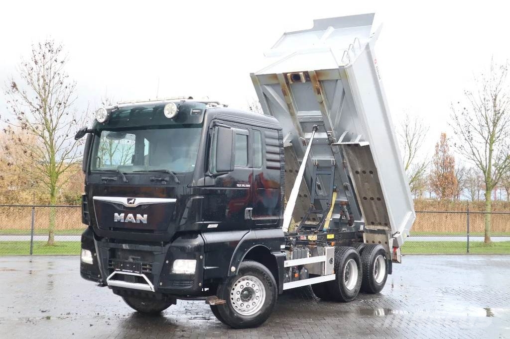 Man TGX 26.580 | 6X4 | BIG AXLES | RETARDER | FULL STE, 2017, Marknesse ...