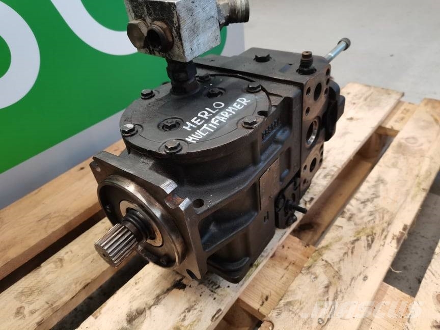 Merlo Multifarmer {Sauer-Danfoss 90R075 FCSD8D}drive pum, , Poland ...