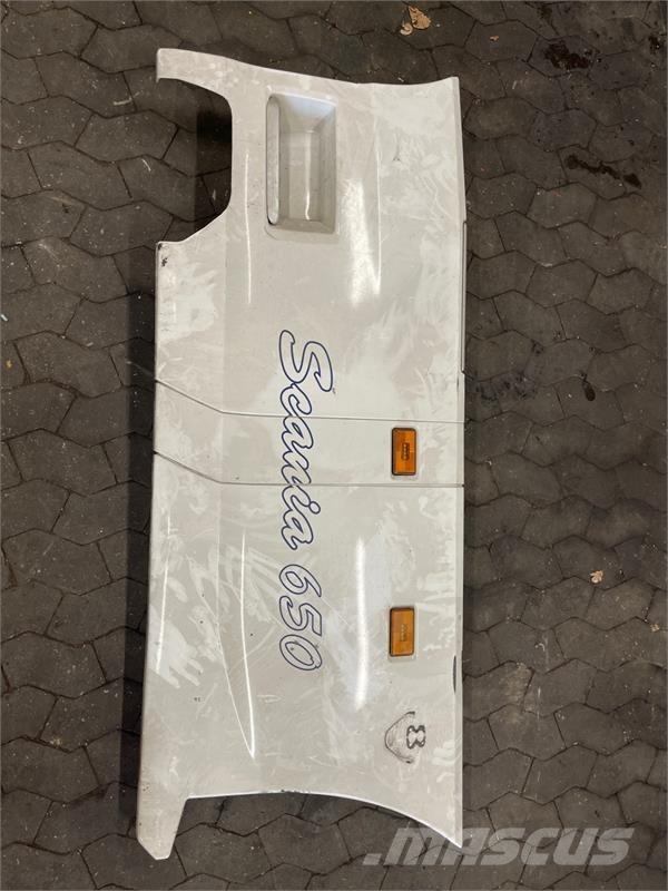 Scania SCANIA LEFT SIDE PANEL, Denmark - Used chassis and suspension ...