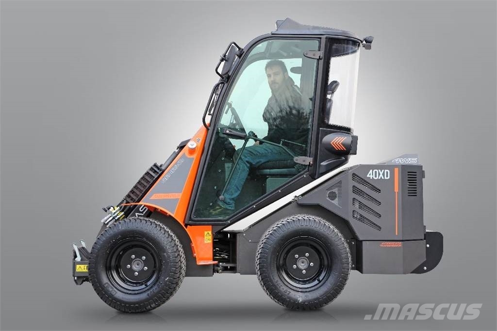 Cast 40 XD Genesis 4WS-4WD KNICK & ALLRADLENKUNG! NEU, 2024, Itävalta ...