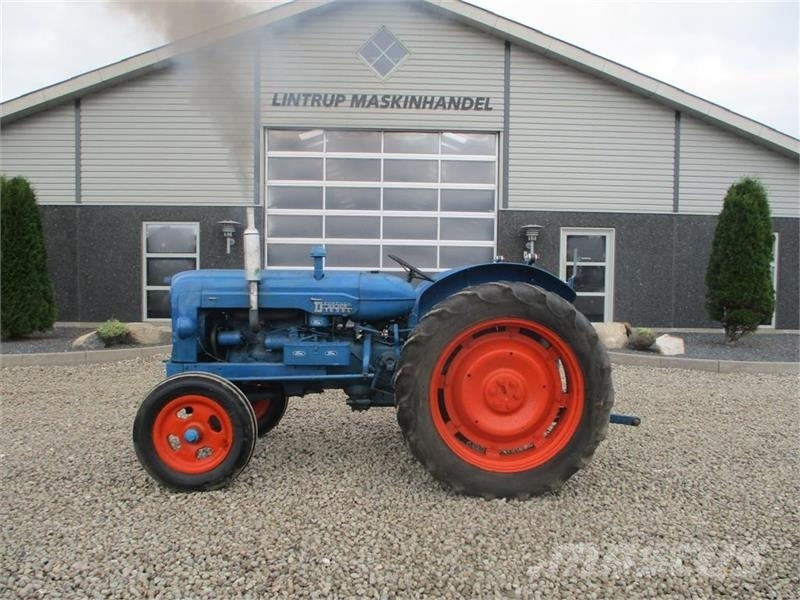 Fordson Major Diesel traktor, Lintrup, Danmark - Brukt traktor - Mascus ...