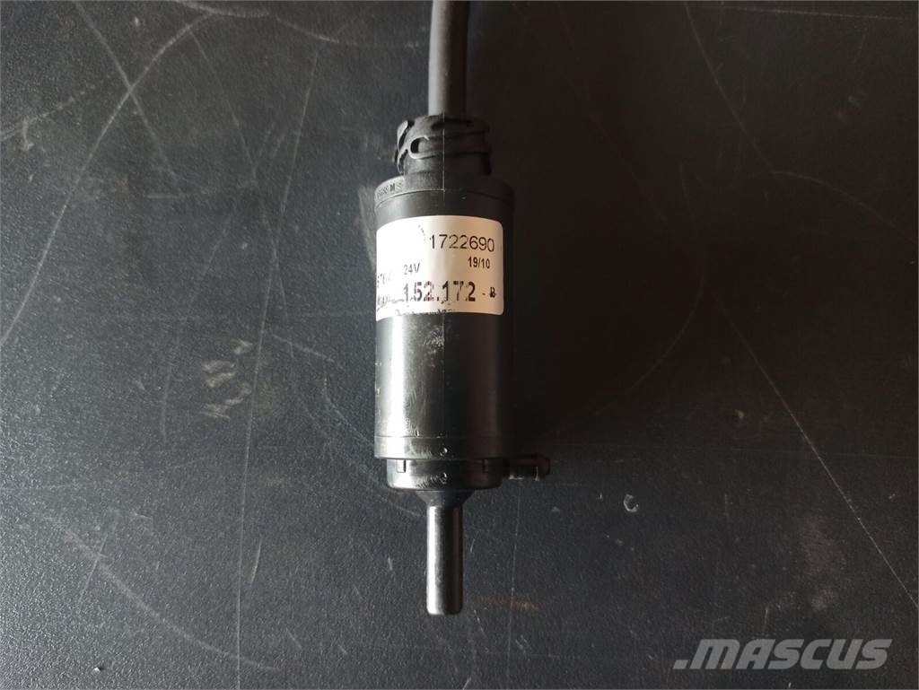Scania WASHER PUMP 1722690