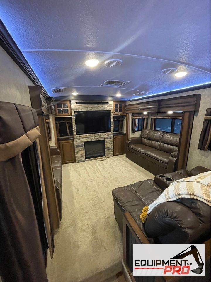 Keystone Montana 5th Wheel Front Living Room | Bryont Blog