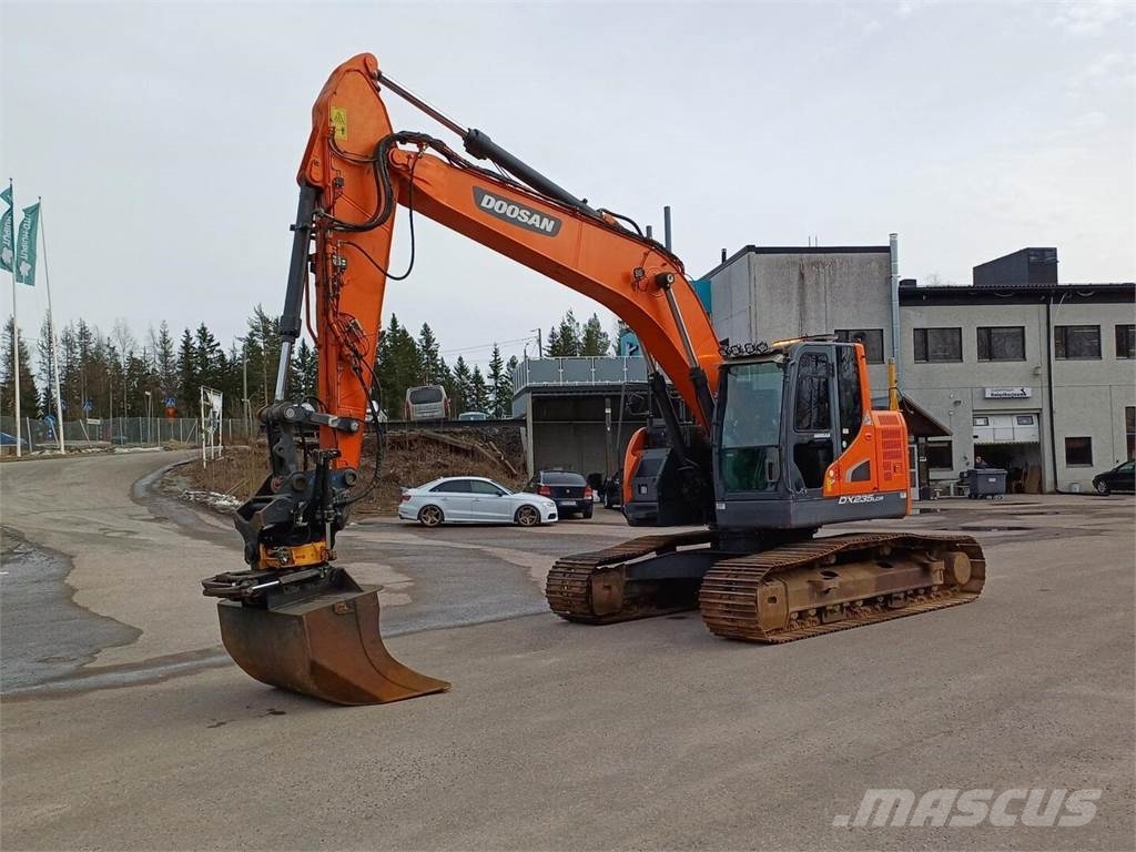Doosan DX 235 LCR-5, 2017, Nummela, 芬蘭 - 履帶式 挖土機/掘鑿機/挖掘機 - Mascus臺灣