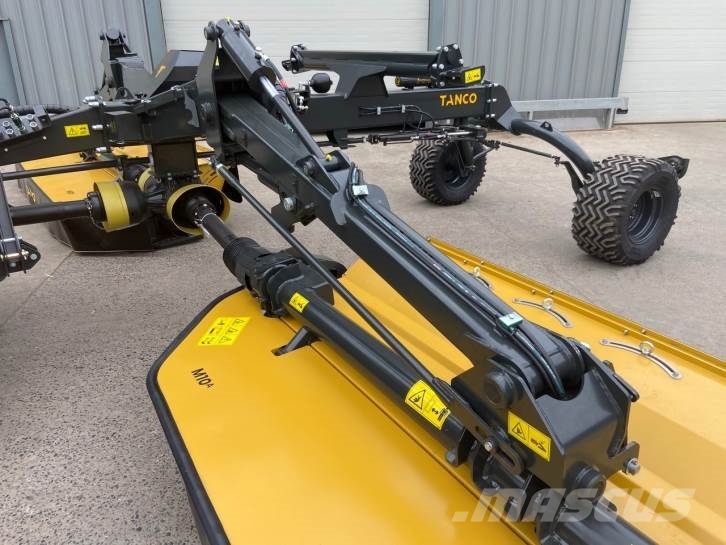 Tanco M10A rear and M3A front Autocut triple mowers, , Royaume-Uni - d ...