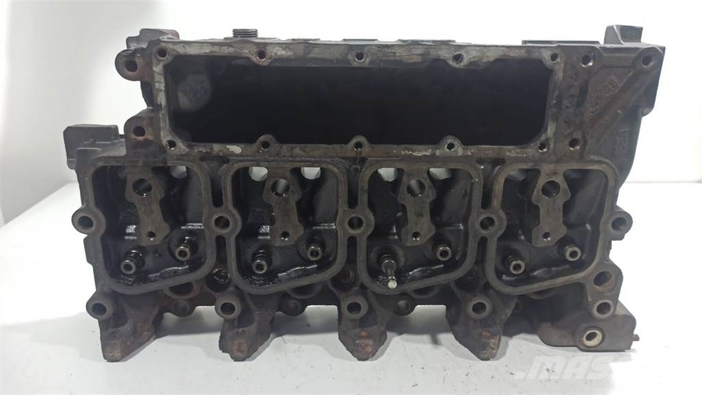 Iveco : N45 / F4GE0454 Cabeça do Motor com Válvulas, Leiria, Portugal ...