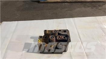 利勃海尔 D904NA Cabeça do Motor com Válvulas D904-D926TI, Leiria, 葡萄牙 - 发动机 ...