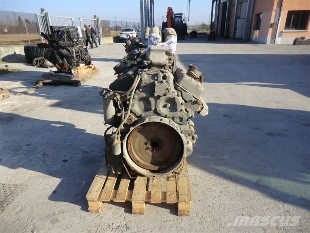 Detroit DIESEL 8V71, Anzola Emilia (BO), Italie - d'occasion moteur ...