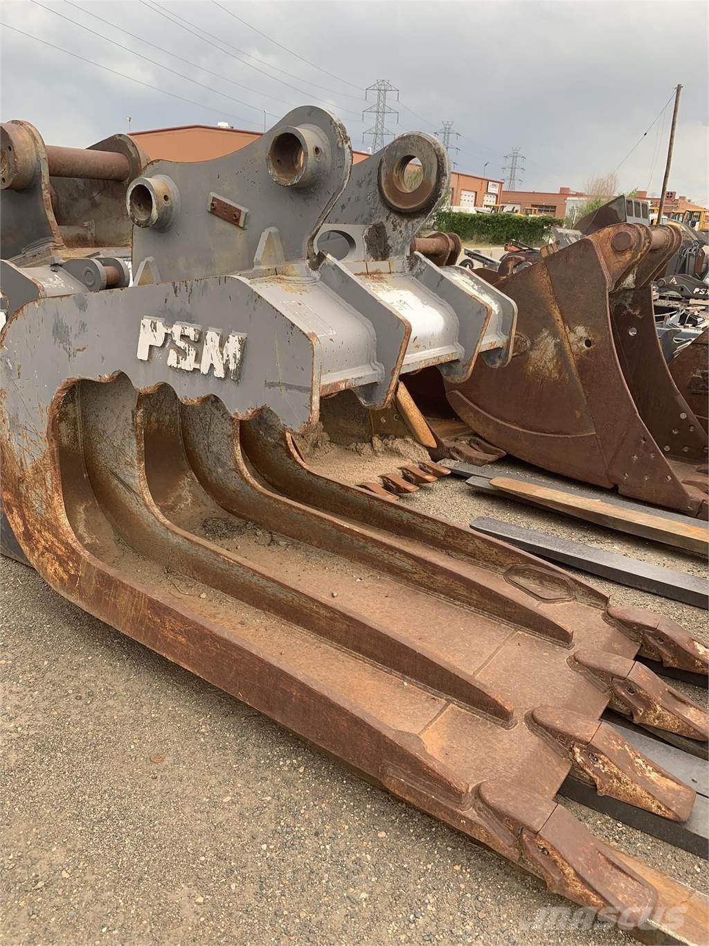 Pin Grabber Bucket at Barbara Rojas blog