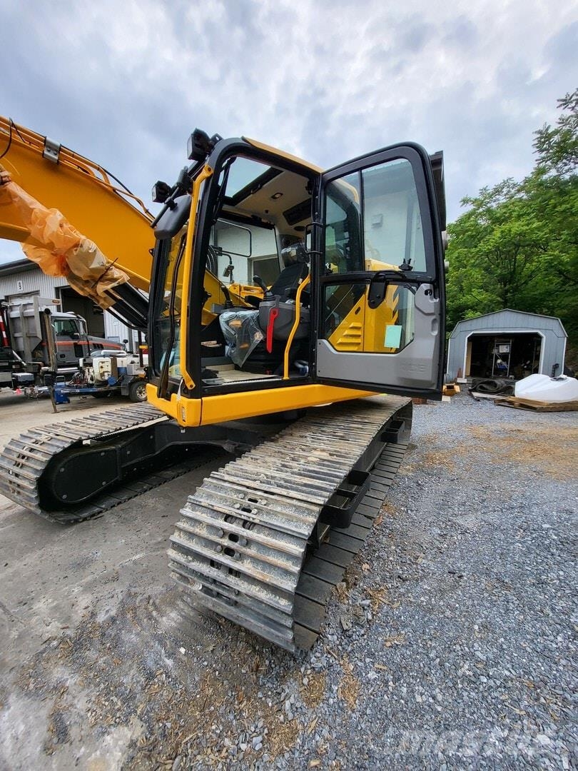 JCB 245XR, 2023, 17111 7201 Paxton Stree Harrisburg PA, United States ...