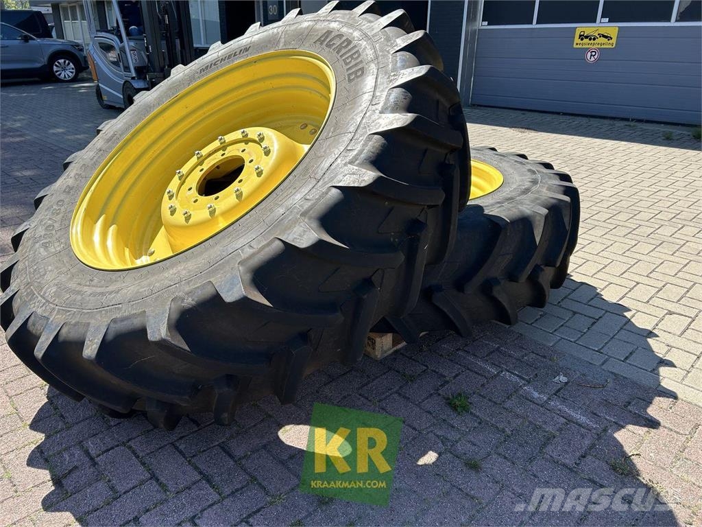 Michelin 16.9R28 18.4R42 Complete set wielen, Kraakman Hillegom ...