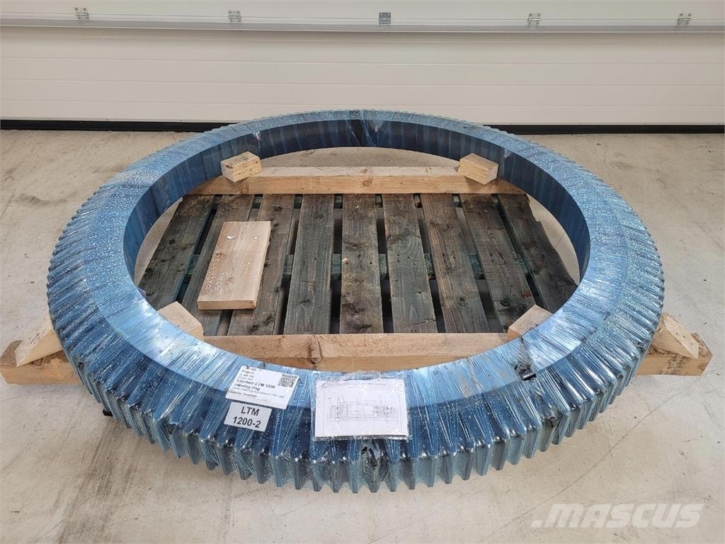 Liebherr LTM 1200 slewing ring, Sassenheim, Netherlands - Mascus UK