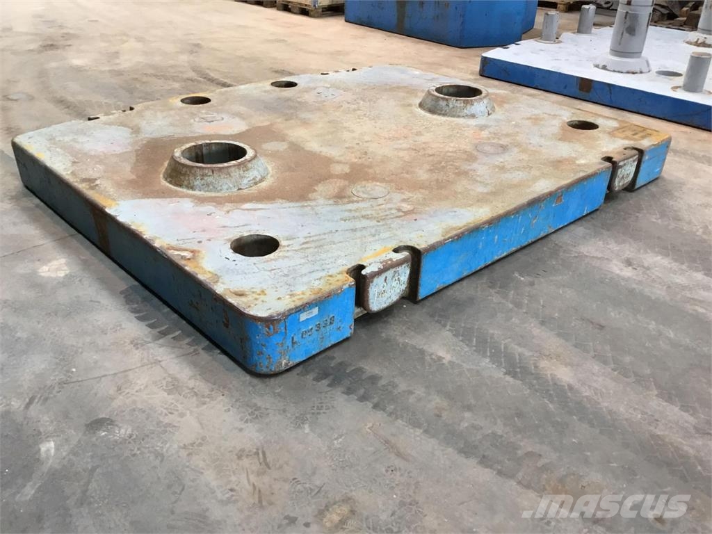 Liebherr LTM 1250-6.1 counterweight 12,0 ton, Sassenheim, Nizozemska ...