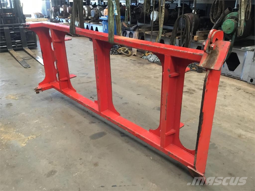 Liebherr LTM 1500-8.1 counterweight support tray, Sassenheim, Холандия ...