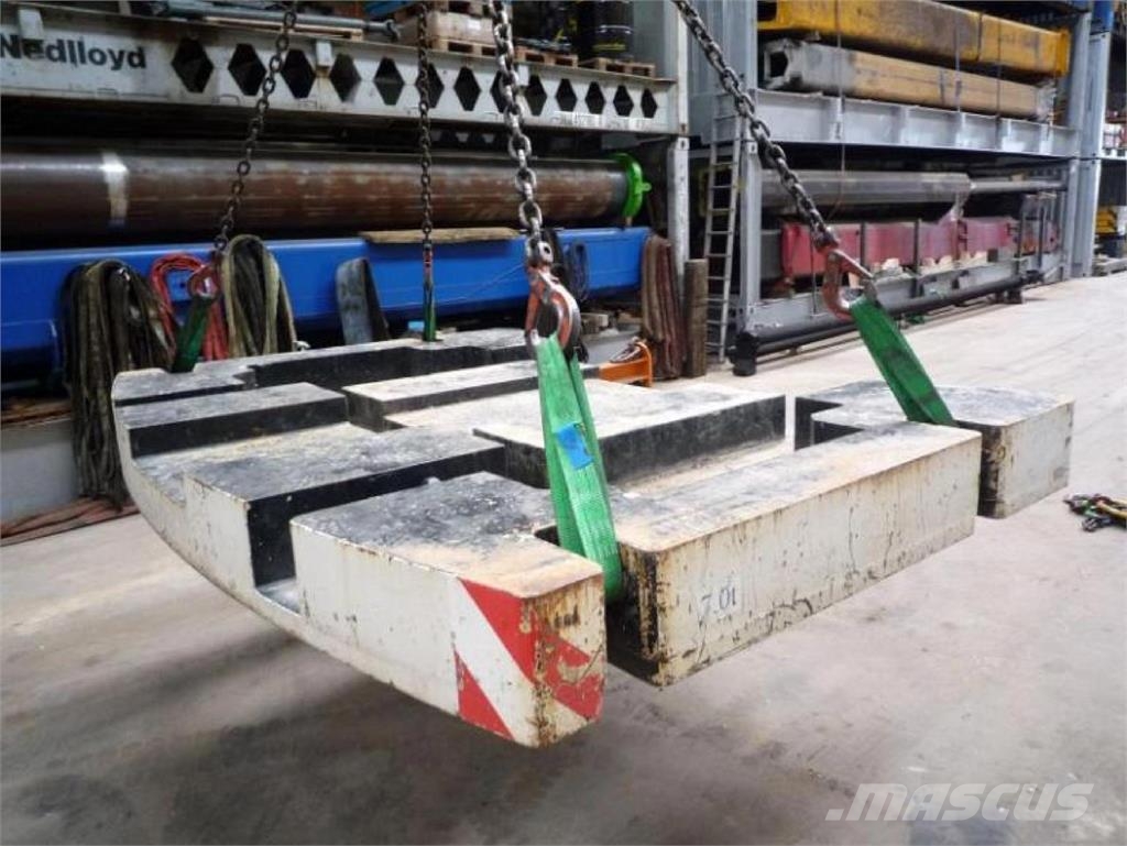 Terex Demag Demag AC 350-1 counterweight 7 ton, Sassenheim, Holanda ...